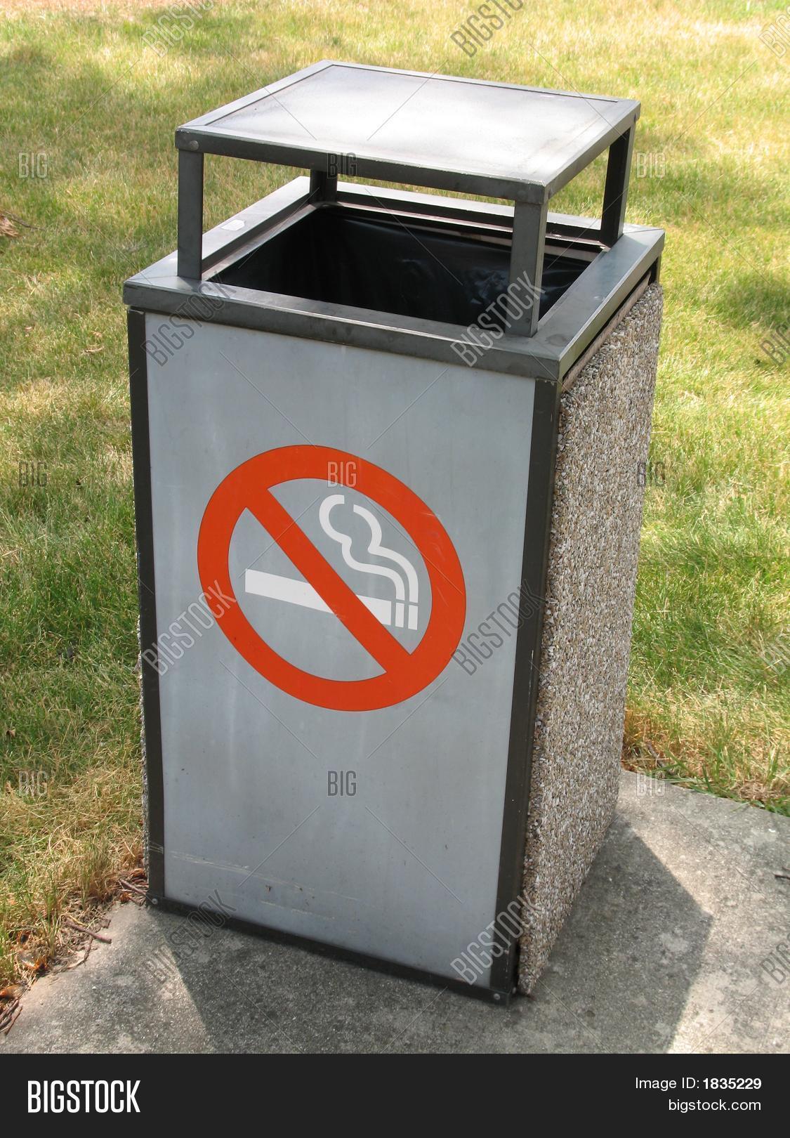 Trash Can Image & Photo (Free Trial) | Bigstock