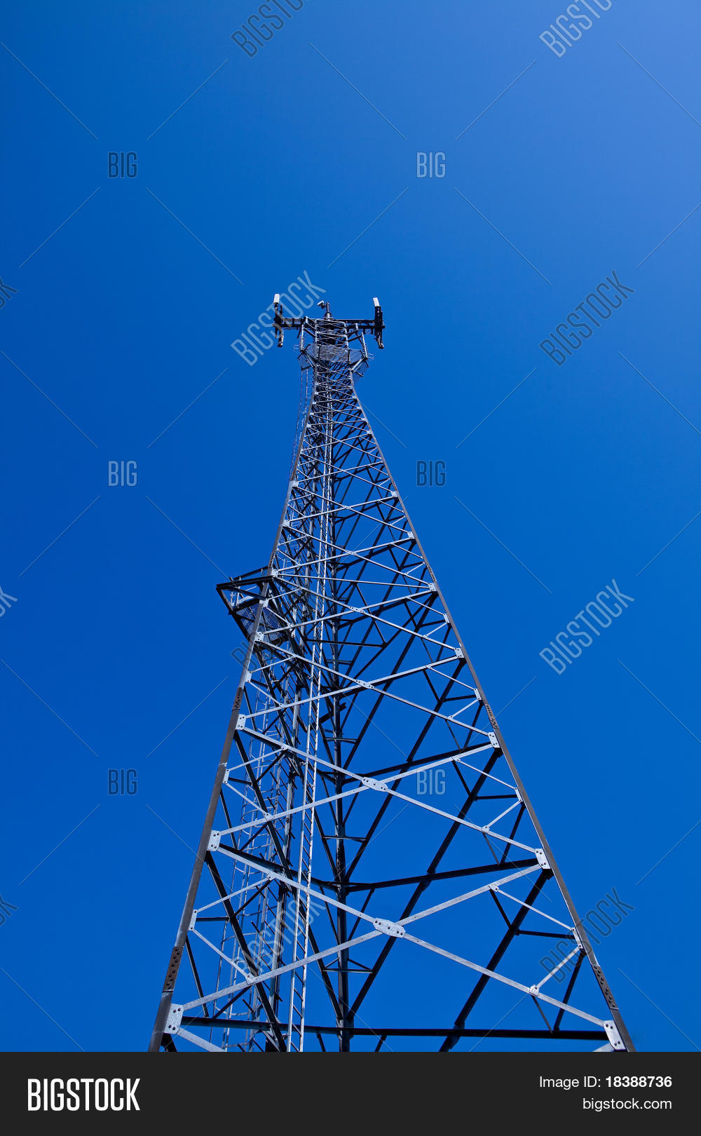 GSM Cellsite Antenna Image & Photo (Free Trial) | Bigstock