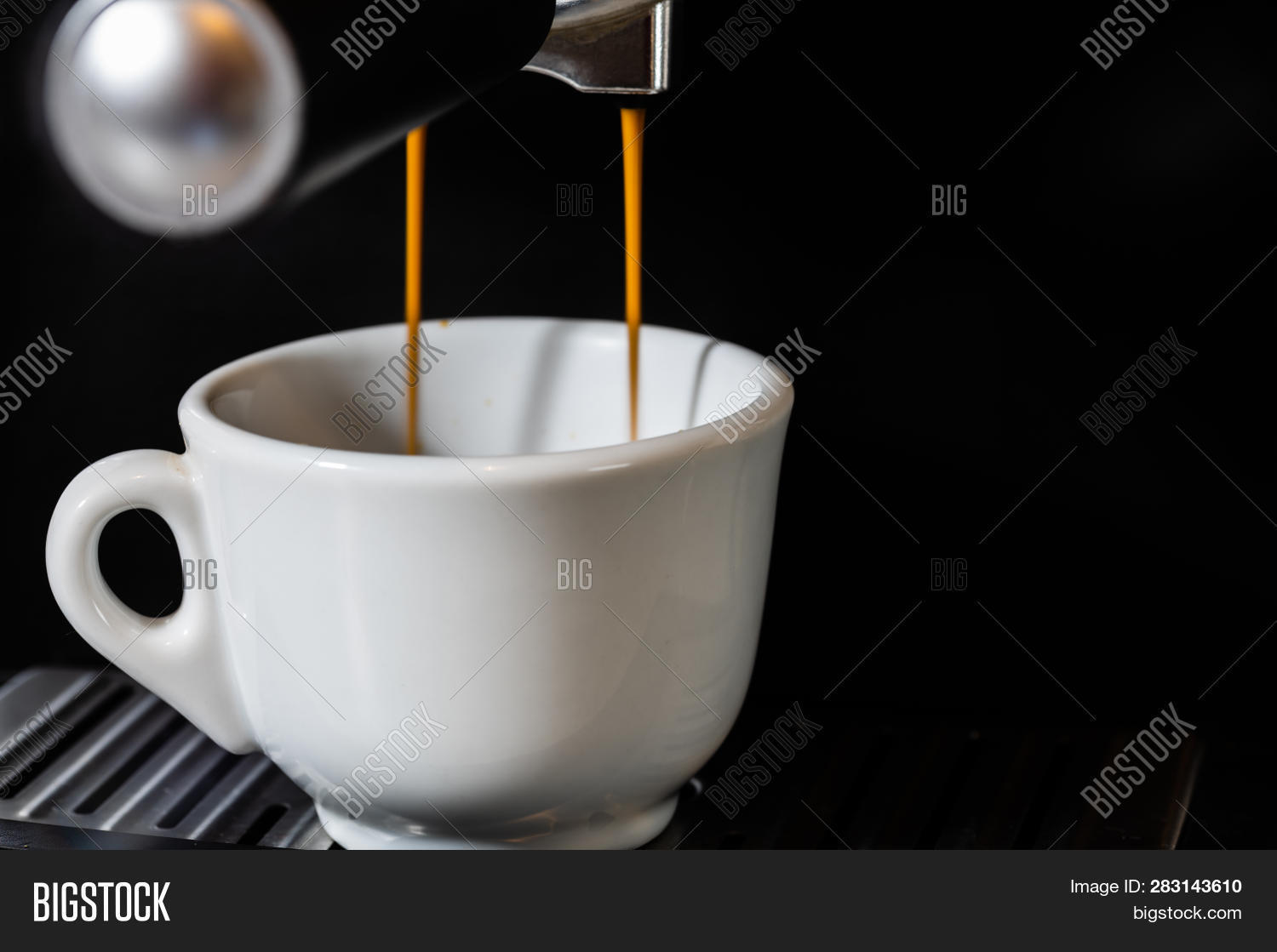 Hot Coffee Flow Into Image & Photo (Free Trial) | Bigstock