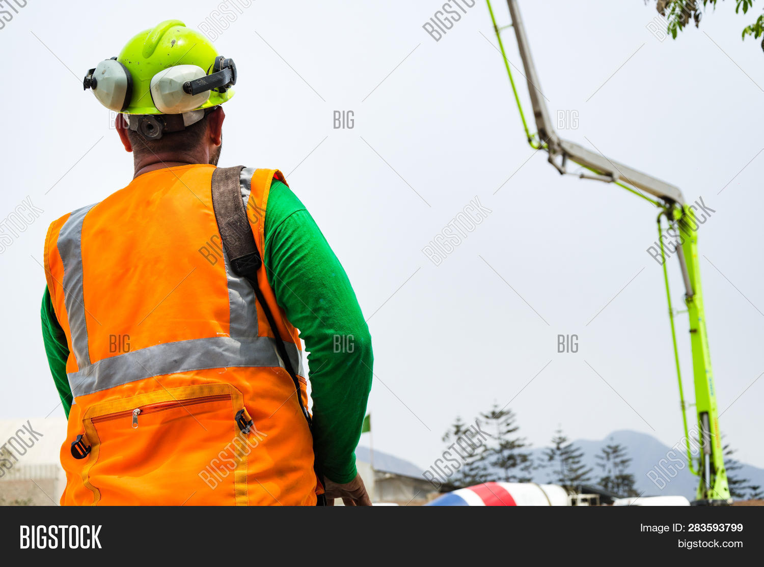 Concrete Pump Operator Image & Photo (Free Trial) | Bigstock