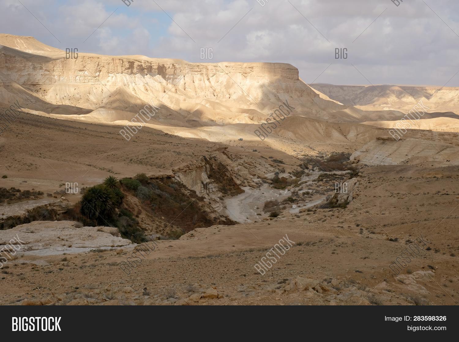 Ein Akev Spring Negev Image & Photo (Free Trial) | Bigstock