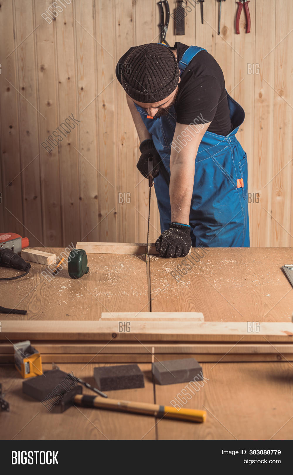 Close Man Builder Saws Image & Photo (Free Trial) | Bigstock