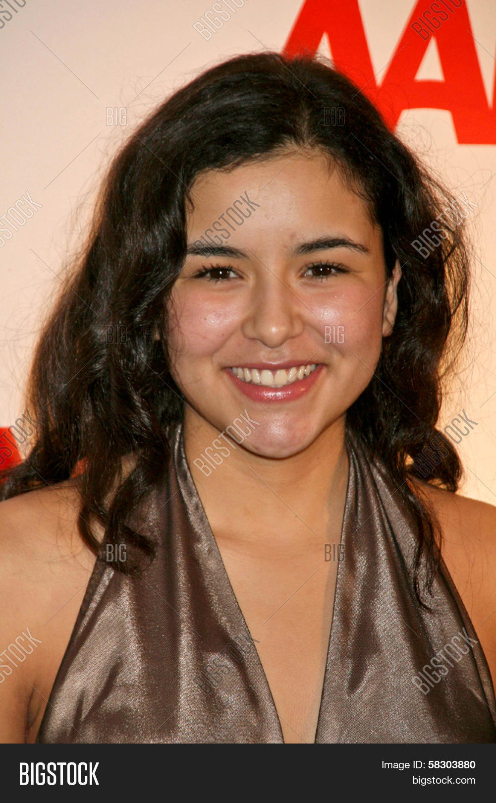 Emily Rios's Instagram, Twitter & Facebook on IDCrawl