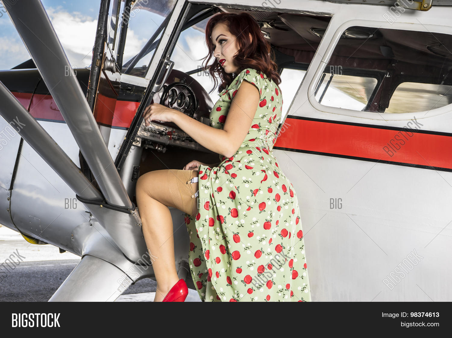 Pilot, Beautiful Woman Image & Photo (Free Trial) | Bigstock