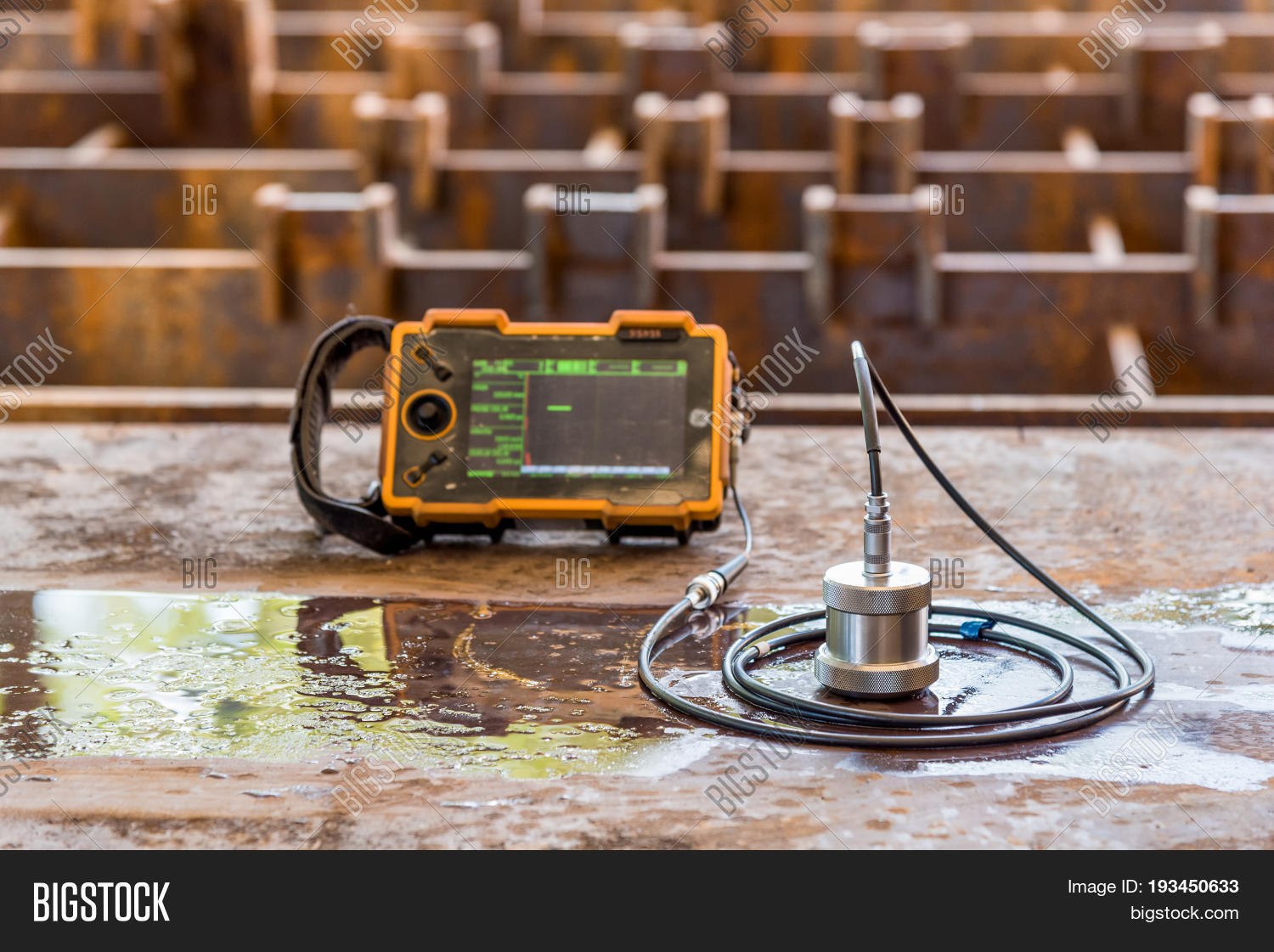 Ultrasonic Test Detect Image & Photo (Free Trial) | Bigstock