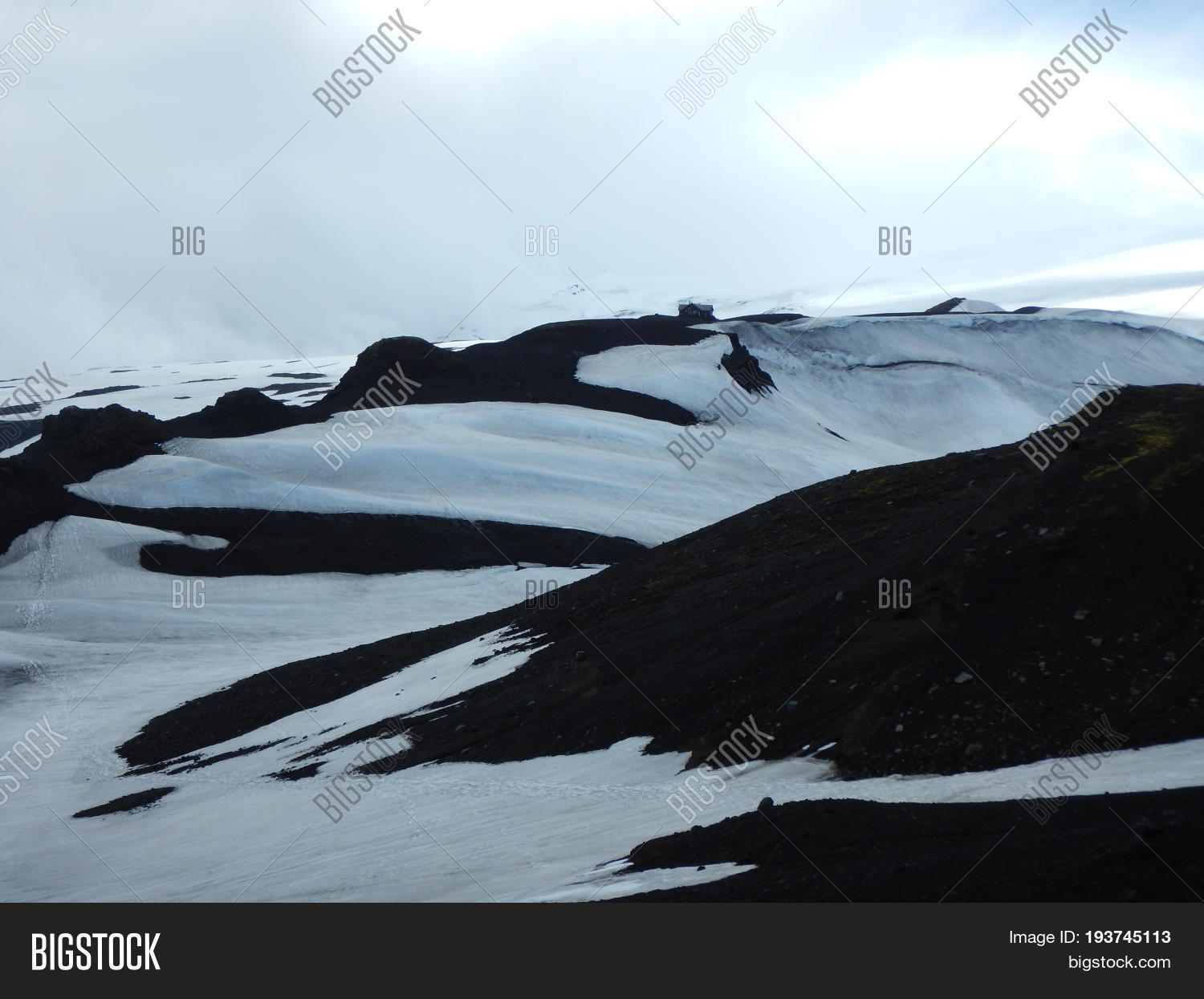Snowy Mountain Plateau Image & Photo (Free Trial) | Bigstock