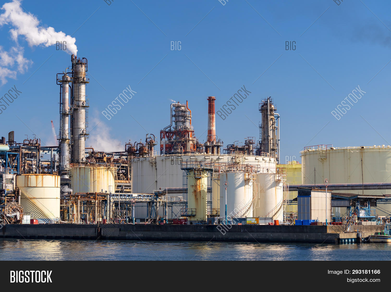 Chemical Factory Plant Image & Photo (Free Trial) | Bigstock