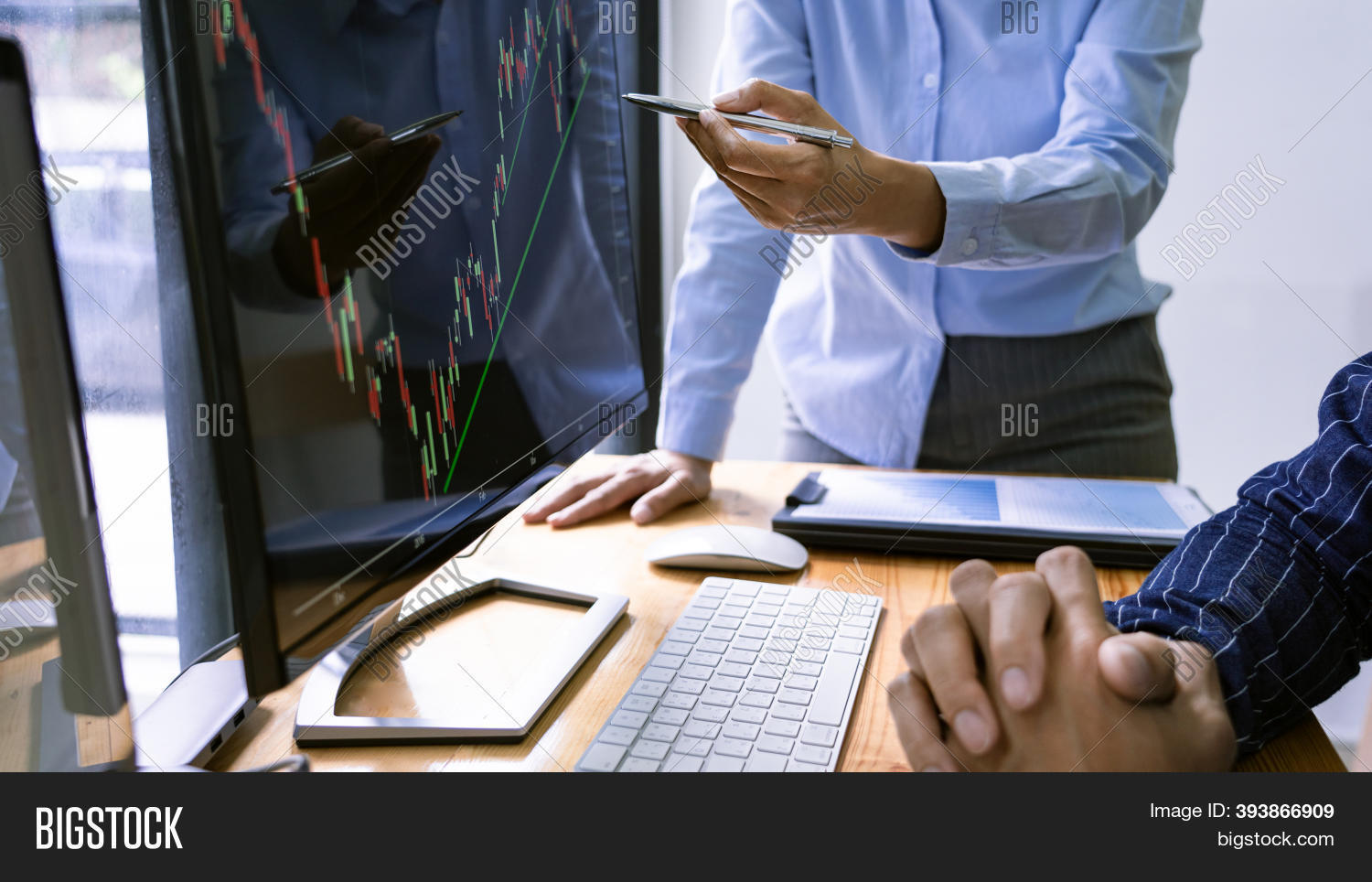 Broker Showing Some Image & Photo (Free Trial) | Bigstock