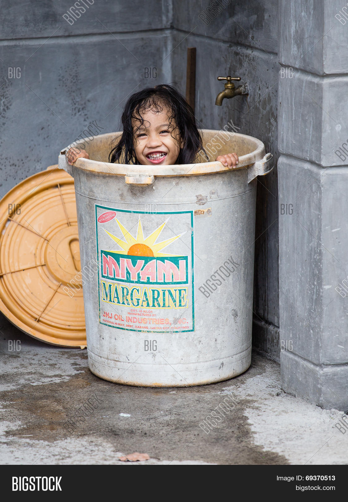 Homeless Girl Bathes Image & Photo (Free Trial) | Bigstock