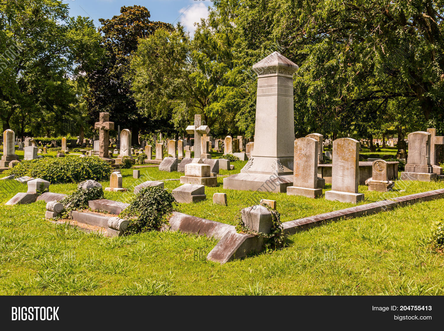Headstones, Monuments Image & Photo (Free Trial) | Bigstock