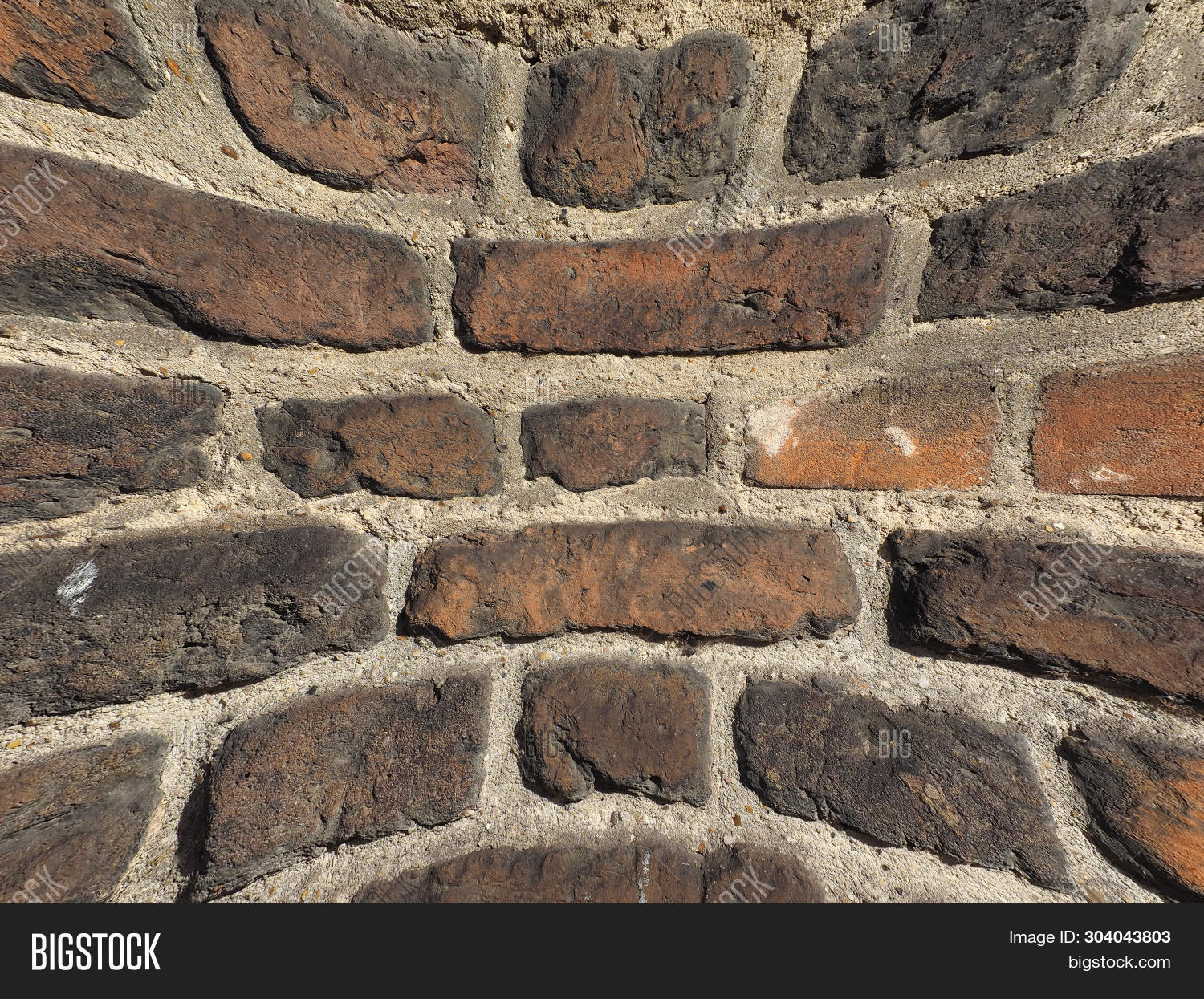 Curved Red Brick Wall Image & Photo (Free Trial) | Bigstock