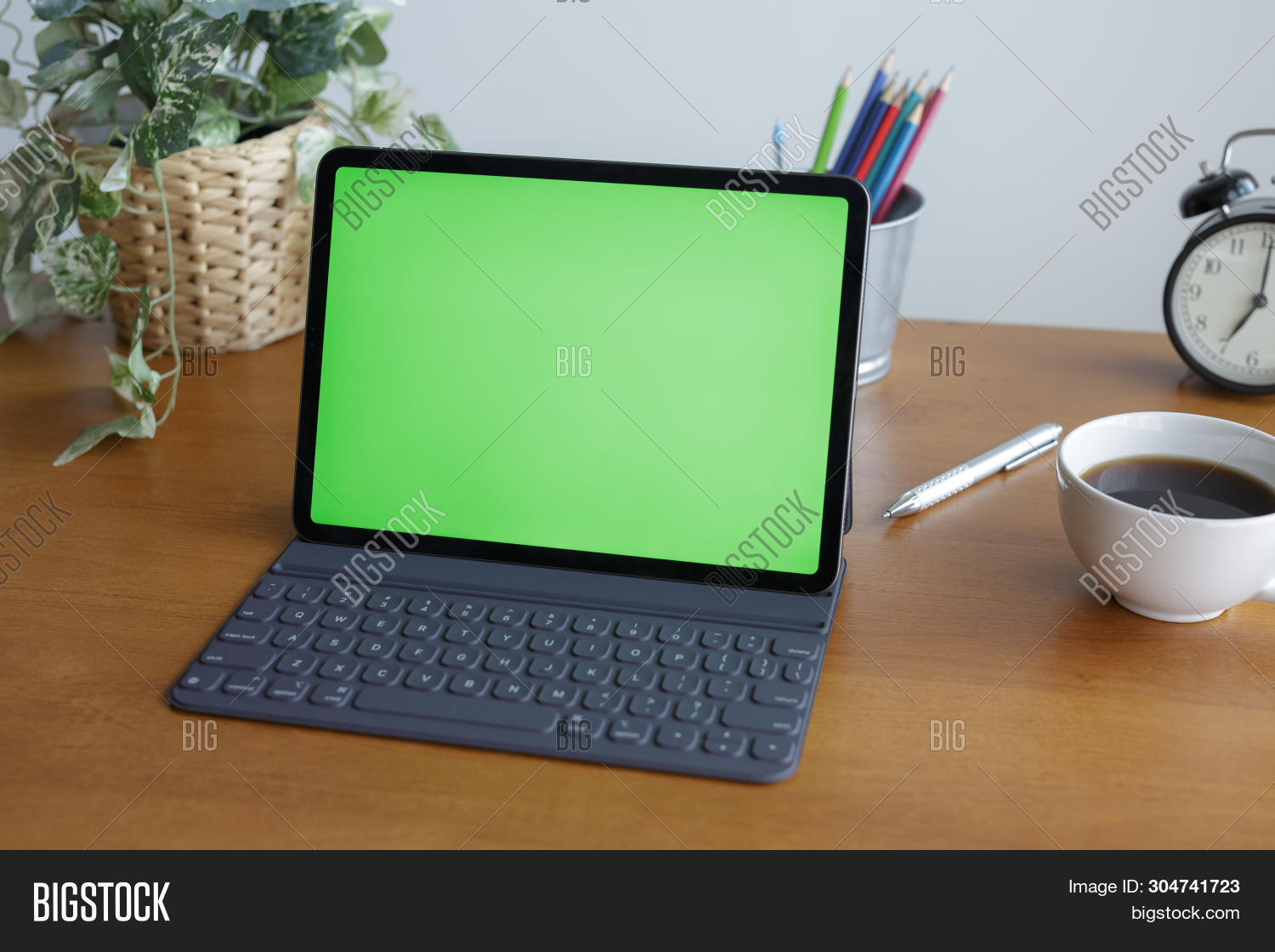 Empty Tablet Has Green Image & Photo (Free Trial) | Bigstock