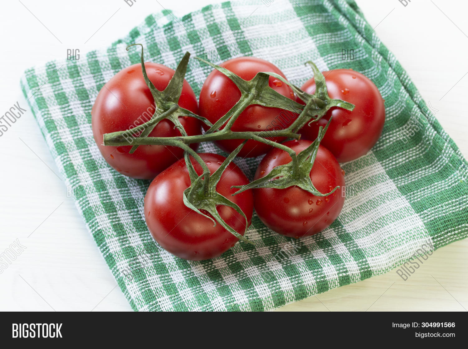 Branch Delicious Ripe Image & Photo (Free Trial) | Bigstock