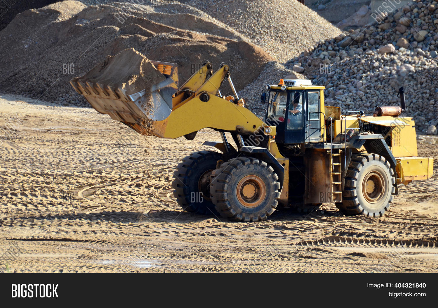 Wheel Loader Working Image & Photo (Free Trial) | Bigstock