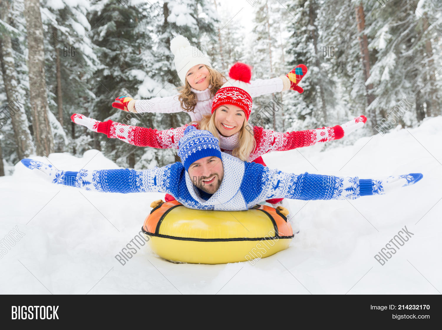 Happy Family Outdoor Image & Photo (Free Trial) | Bigstock
