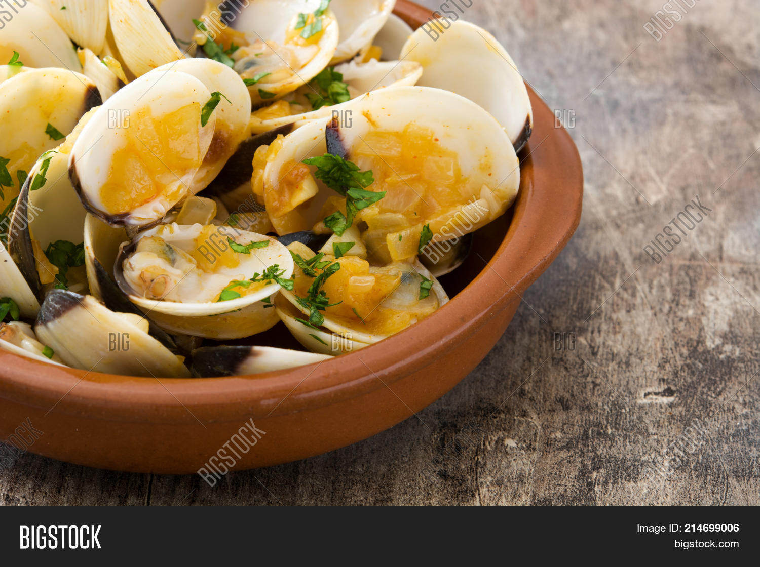 Clams Marinera Sauce. Image & Photo (Free Trial) | Bigstock