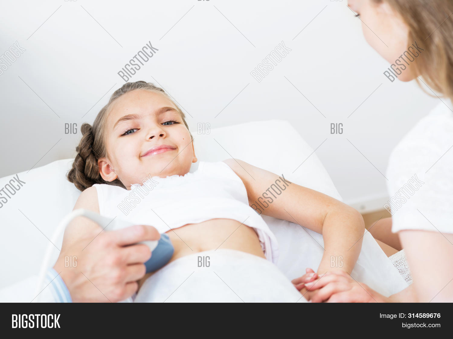 Doctor Ultrasound Image & Photo (Free Trial) | Bigstock