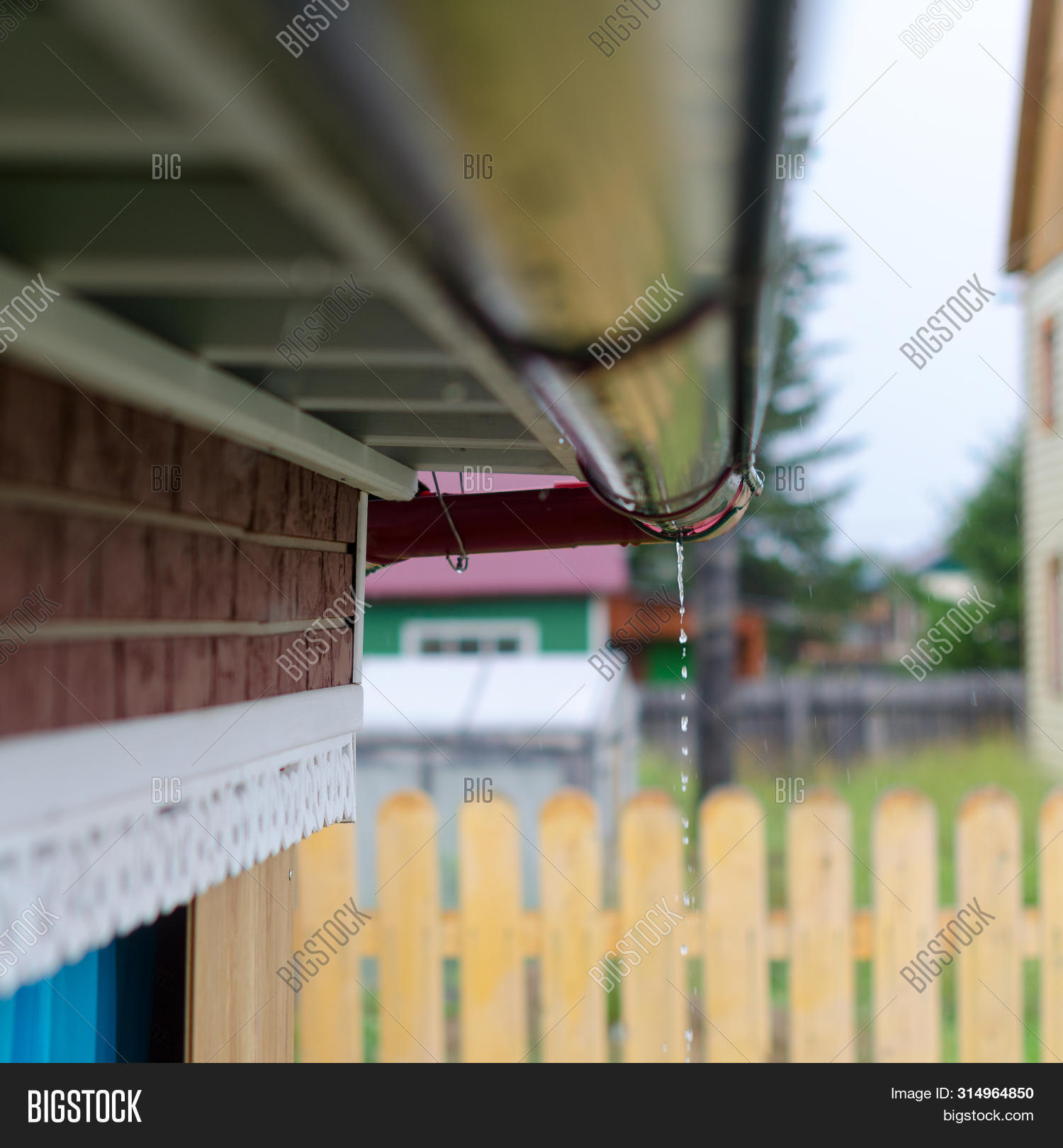 Bottom Gutter Under Image & Photo (Free Trial) | Bigstock