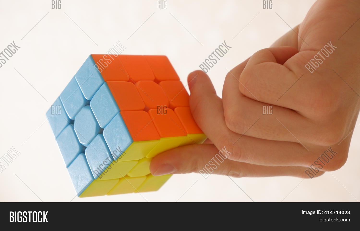 Male Rubik's Cube Hand Image & Photo (Free Trial) | Bigstock