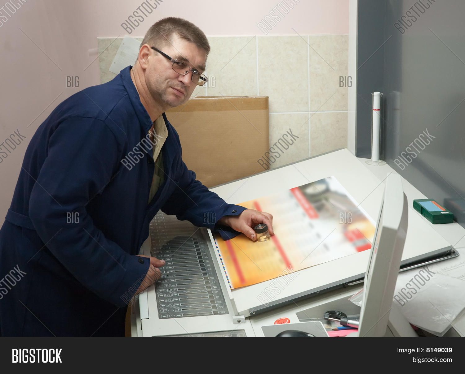 Printer Checking Print Image & Photo (Free Trial) | Bigstock