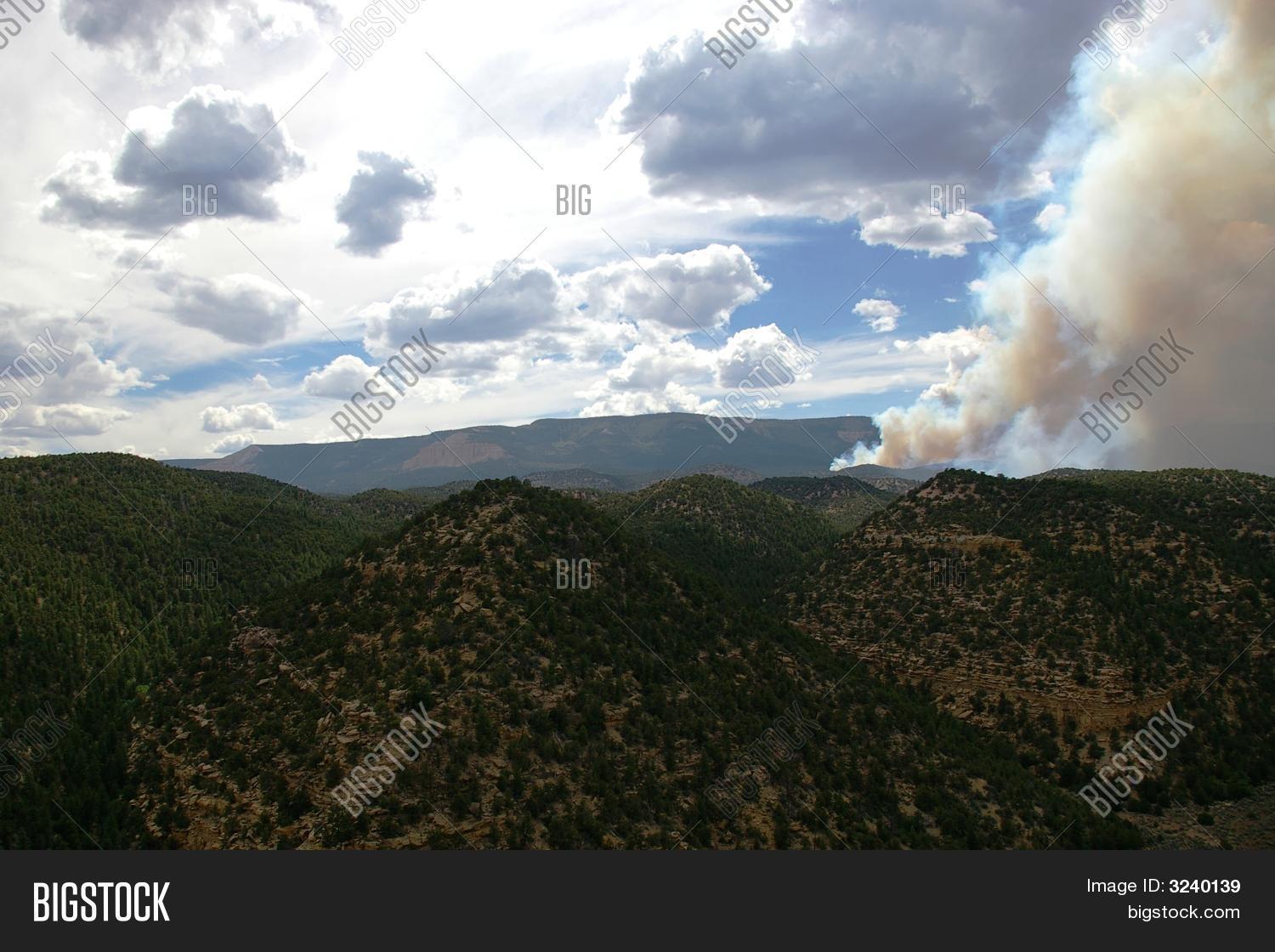 Smoke Plume Image & Photo (Free Trial) | Bigstock