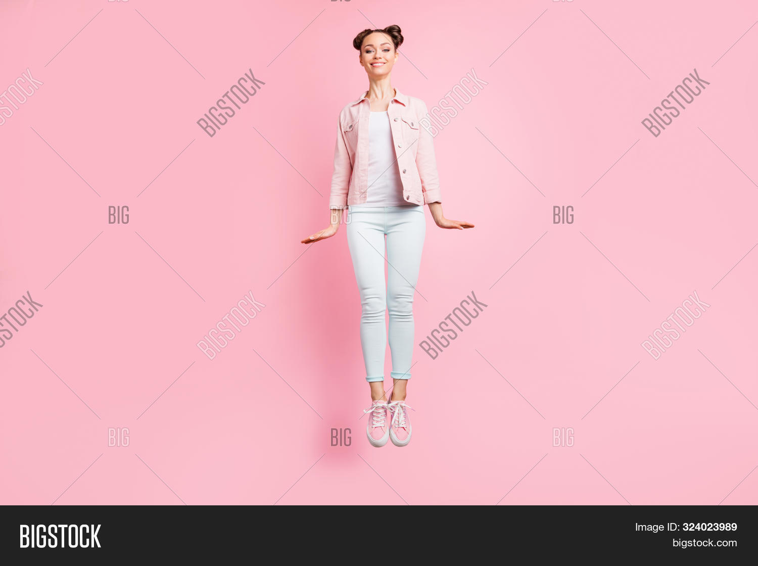 Full Length Body Size Image & Photo (Free Trial) | Bigstock