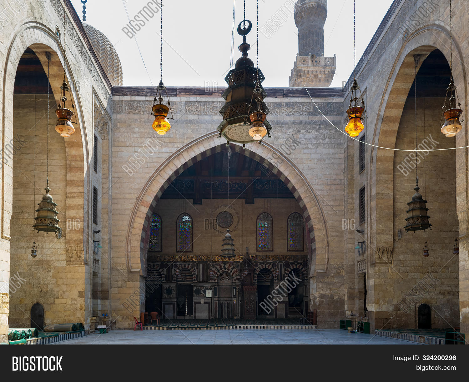 Main Iwan - Arch - Image & Photo (Free Trial) | Bigstock