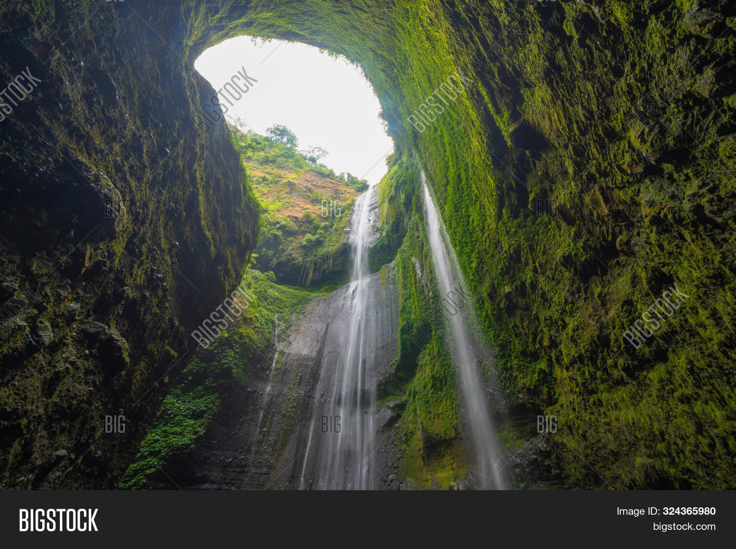 Madakaripura Waterfall Image & Photo (Free Trial) | Bigstock