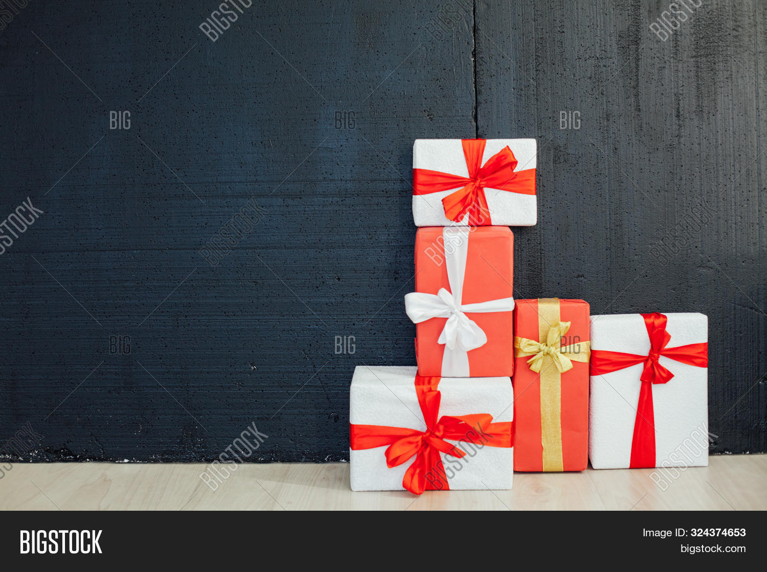 Lots Christmas Gifts Image & Photo (Free Trial) | Bigstock