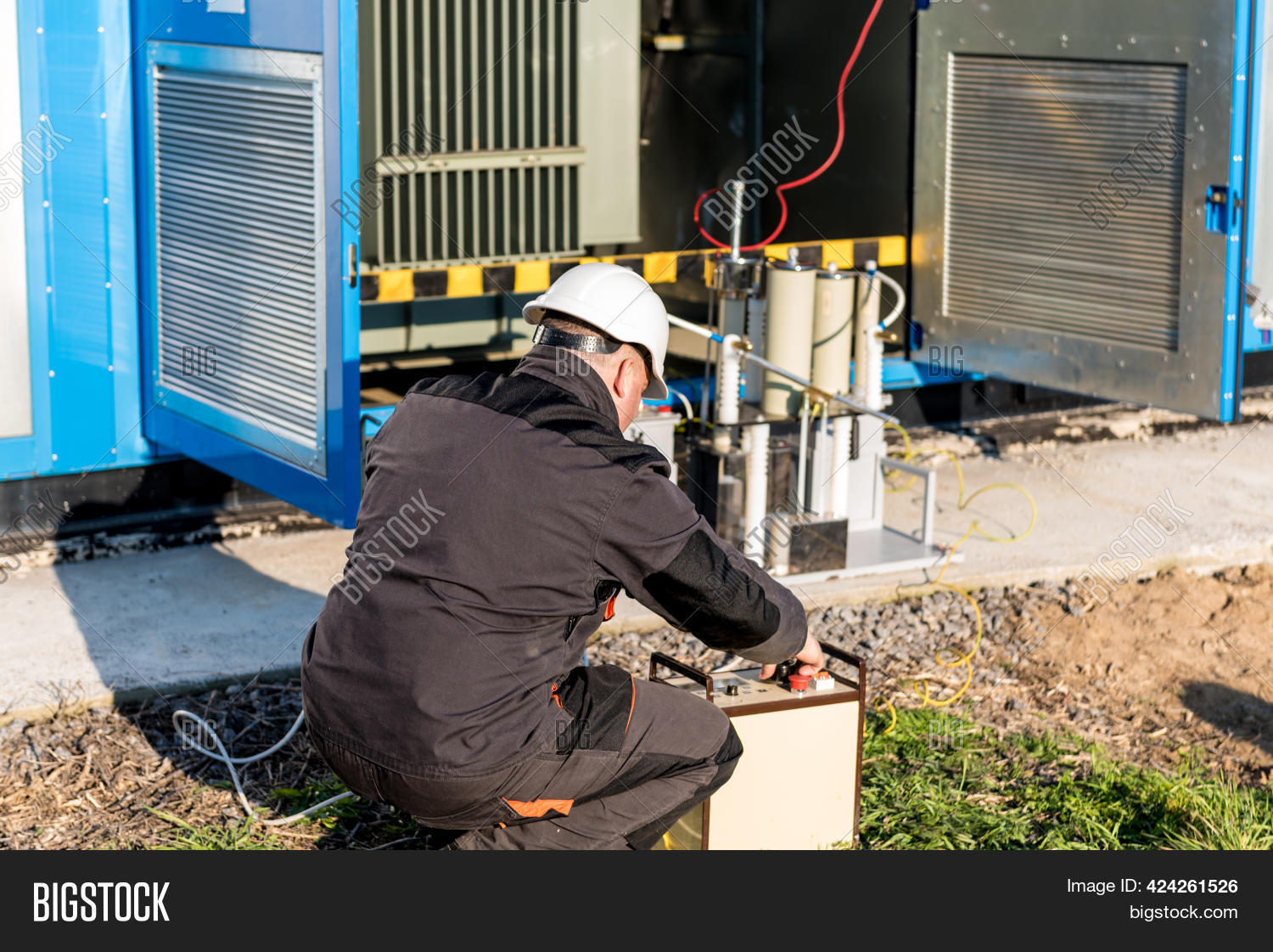 Execution Electrical Image & Photo (Free Trial) | Bigstock