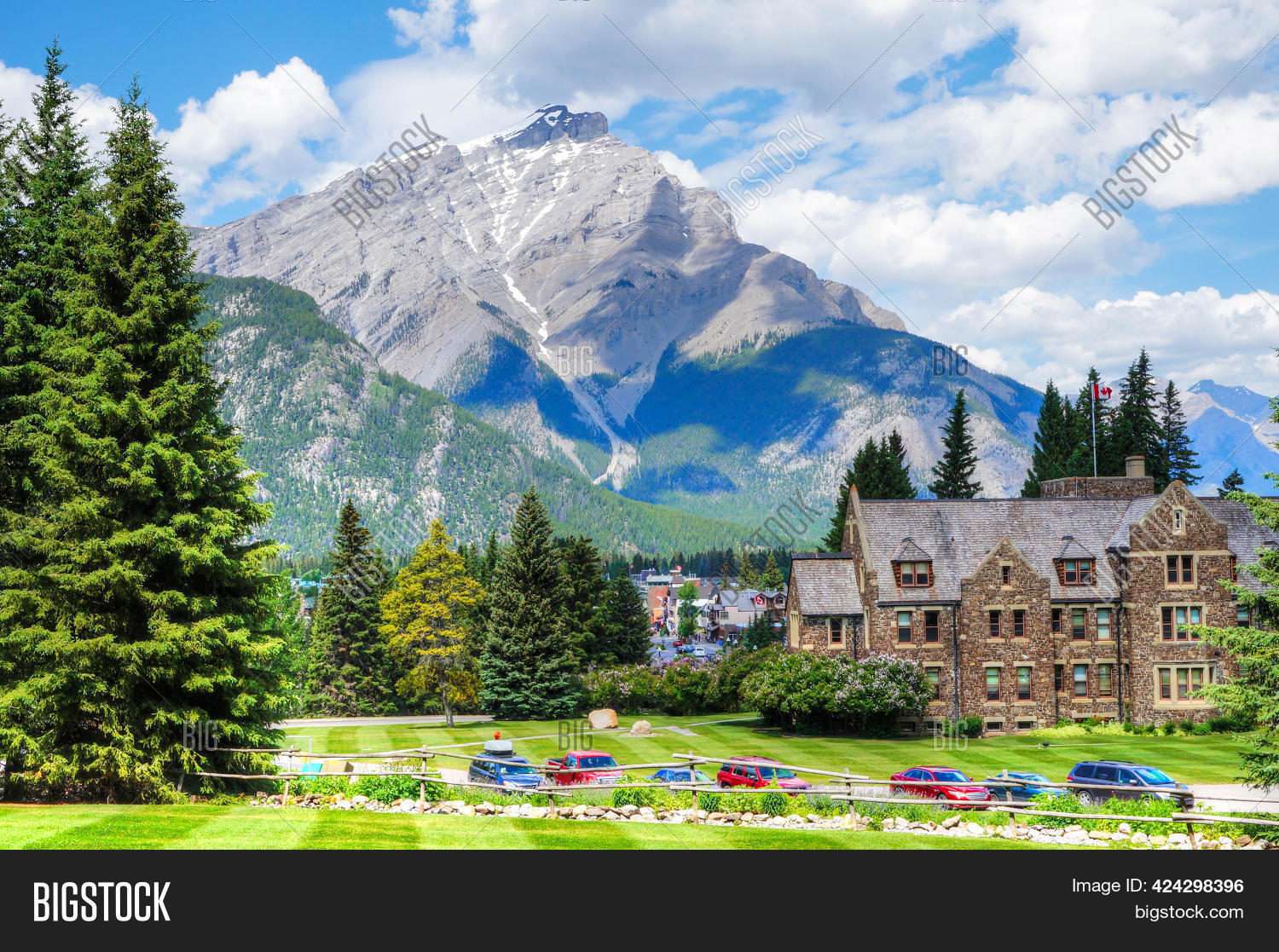 Cascade Mountain Seen Image & Photo (Free Trial) | Bigstock