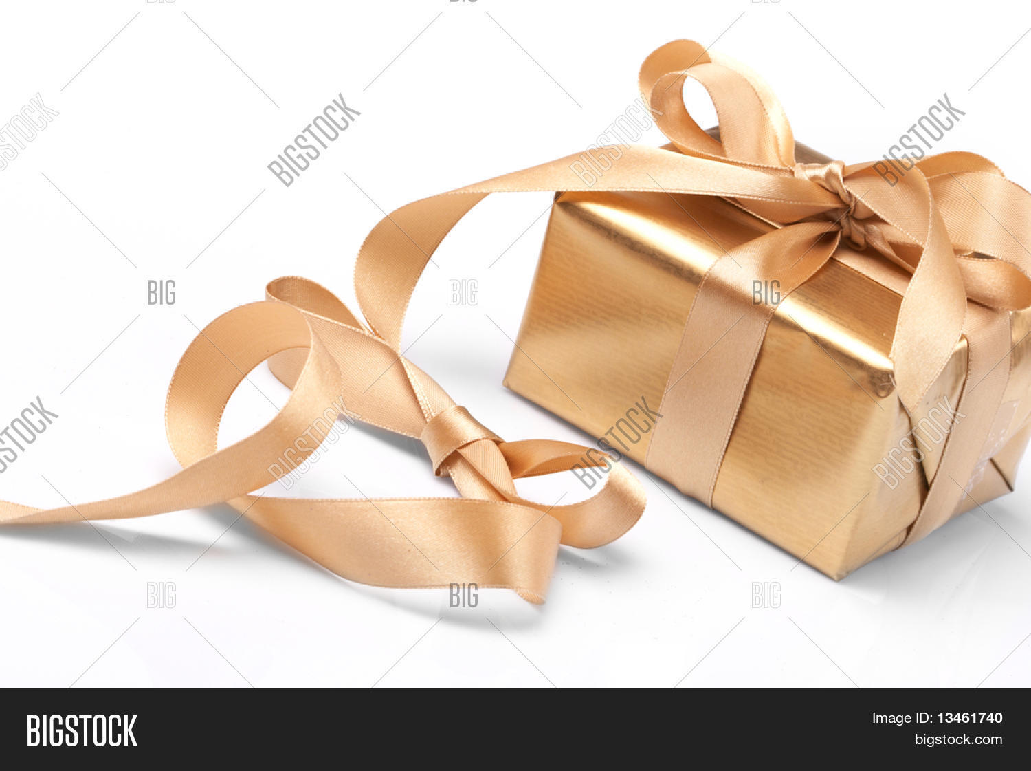 Beautiful Golden Gift Image & Photo (Free Trial) | Bigstock
