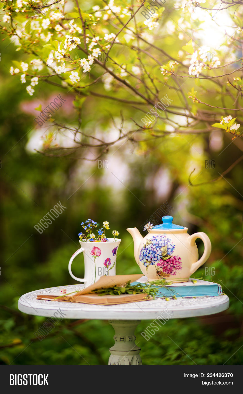 Kettle Cup Flowers Image & Photo (Free Trial) | Bigstock
