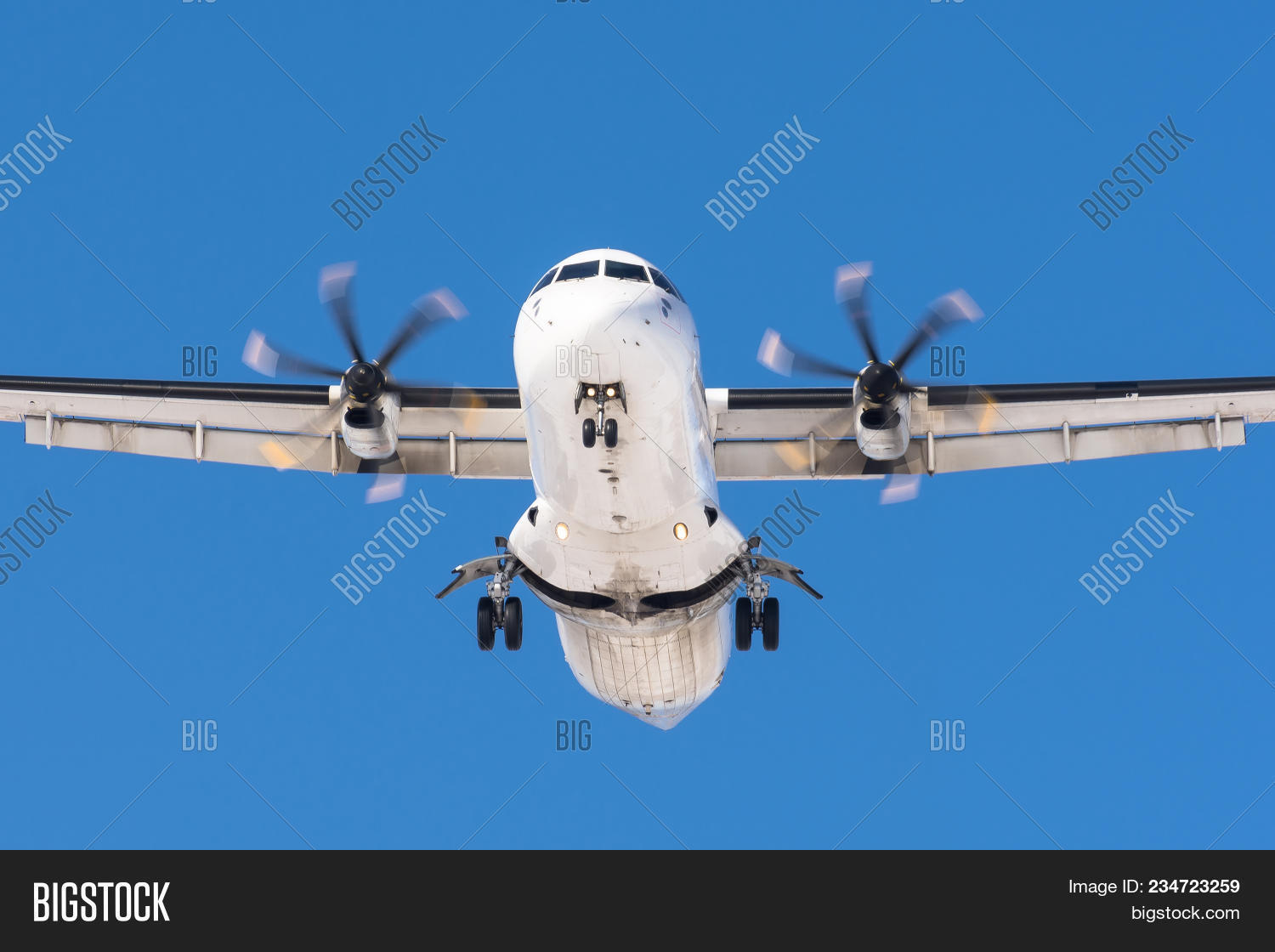 Turboprop Aircraft Image & Photo (Free Trial) | Bigstock