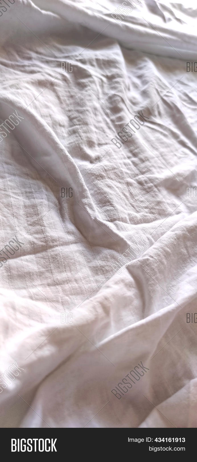 White Crumpled Bed Image & Photo (Free Trial) | Bigstock