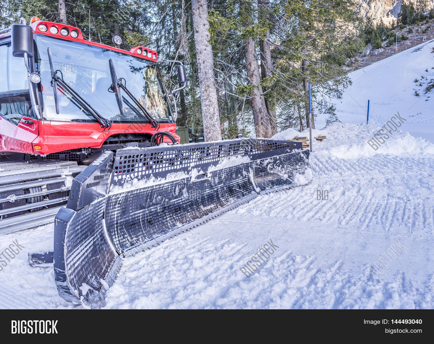 Snow Groomer Machine, Image & Photo (Free Trial) | Bigstock
