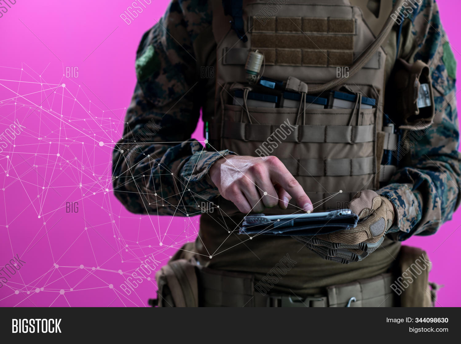 Soldier Using Tablet Image & Photo (Free Trial) | Bigstock