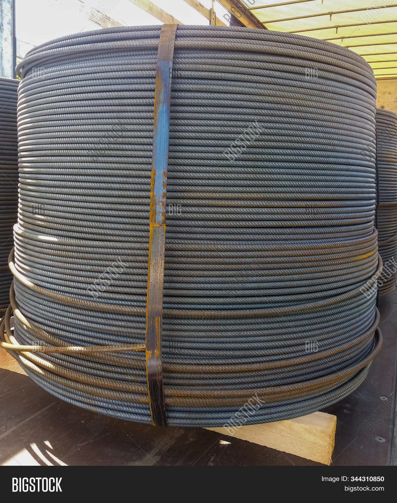 Steel Rebar Image & Photo (Free Trial) | Bigstock