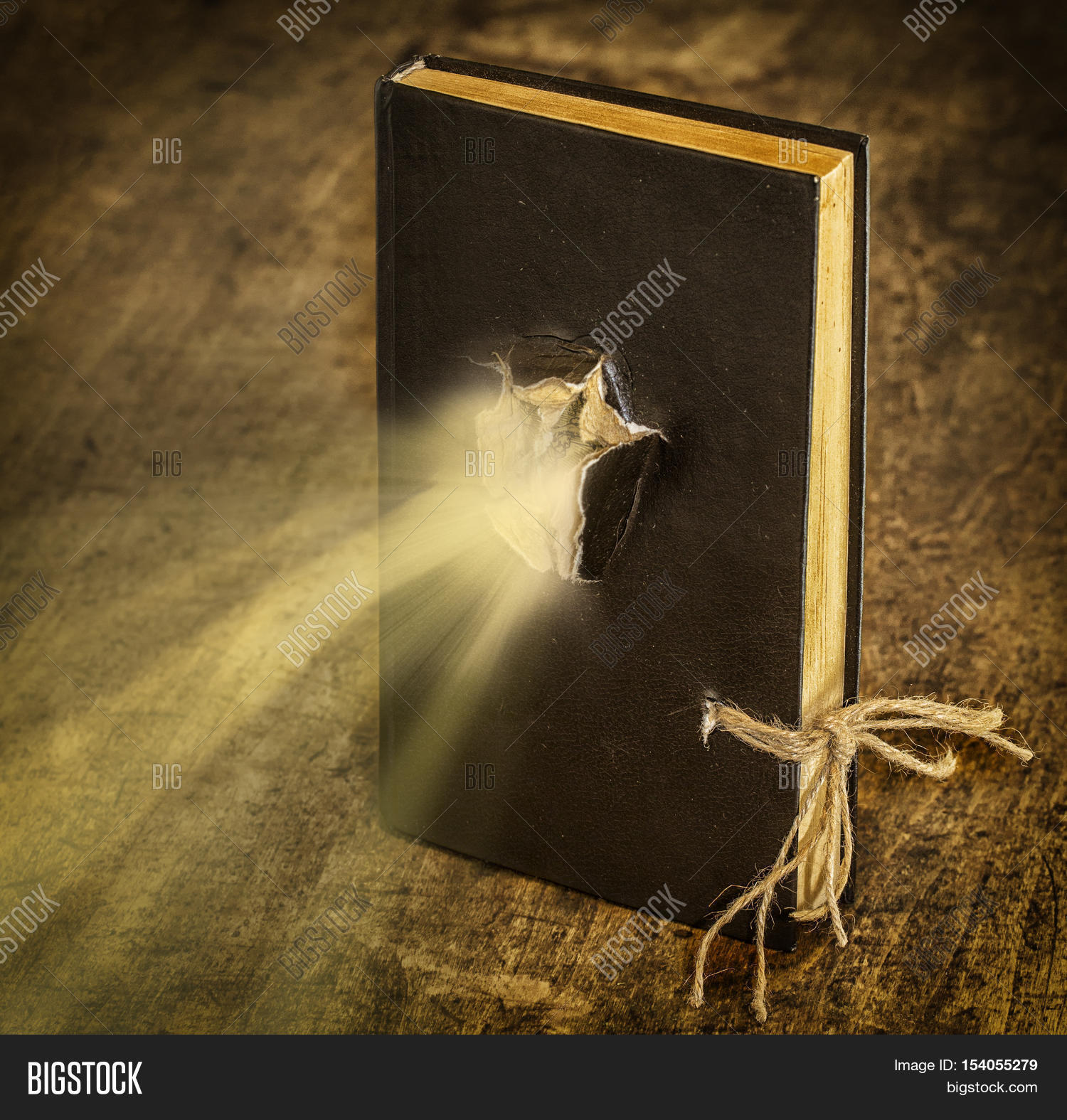 Magic Book Closed On Image & Photo (Free Trial) | Bigstock