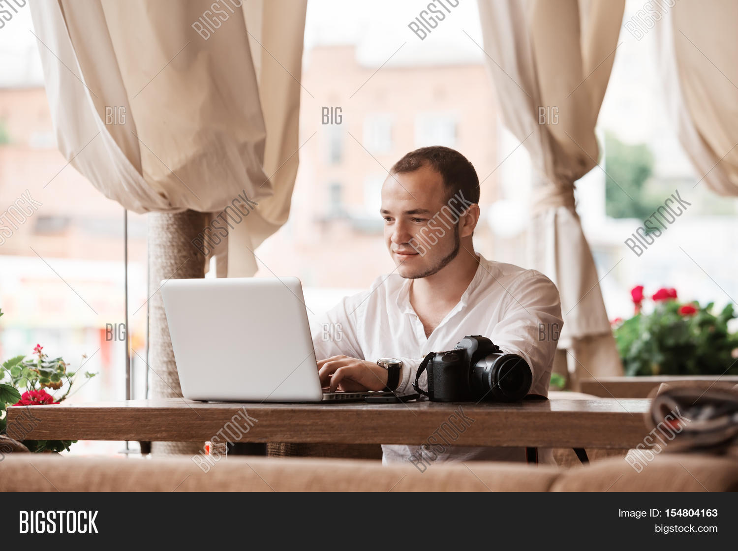 Man Looking Laptop Image & Photo (Free Trial) | Bigstock