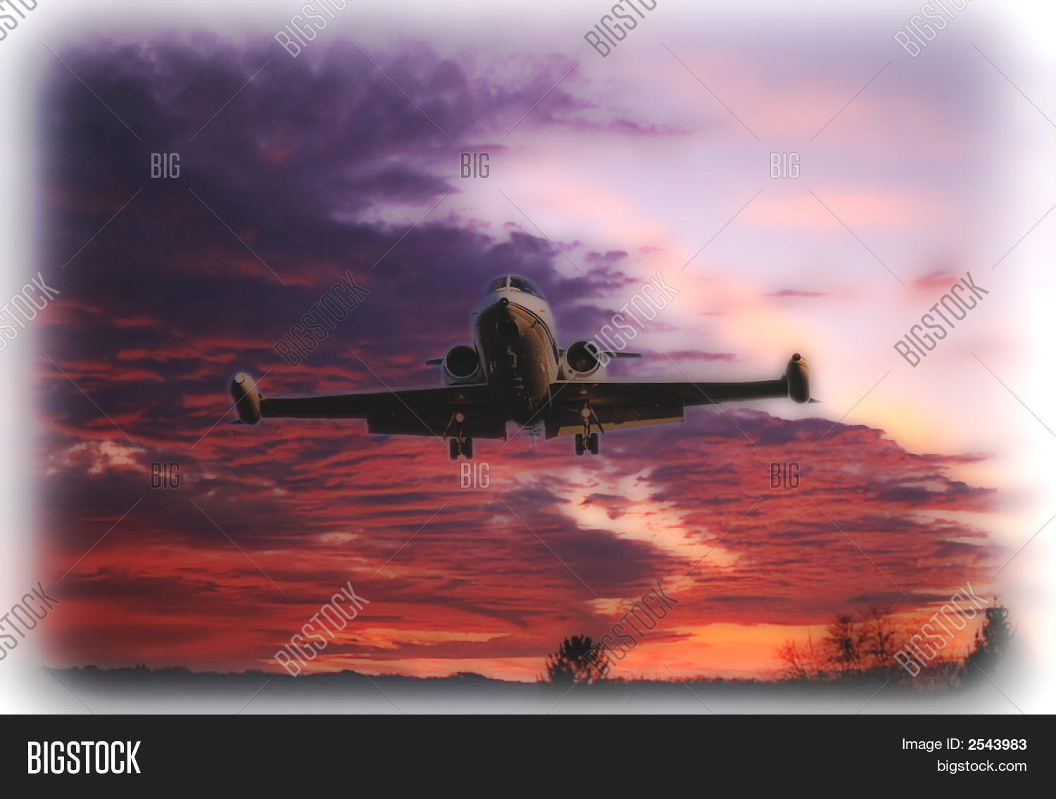 Jet Landing During Image & Photo (Free Trial) | Bigstock