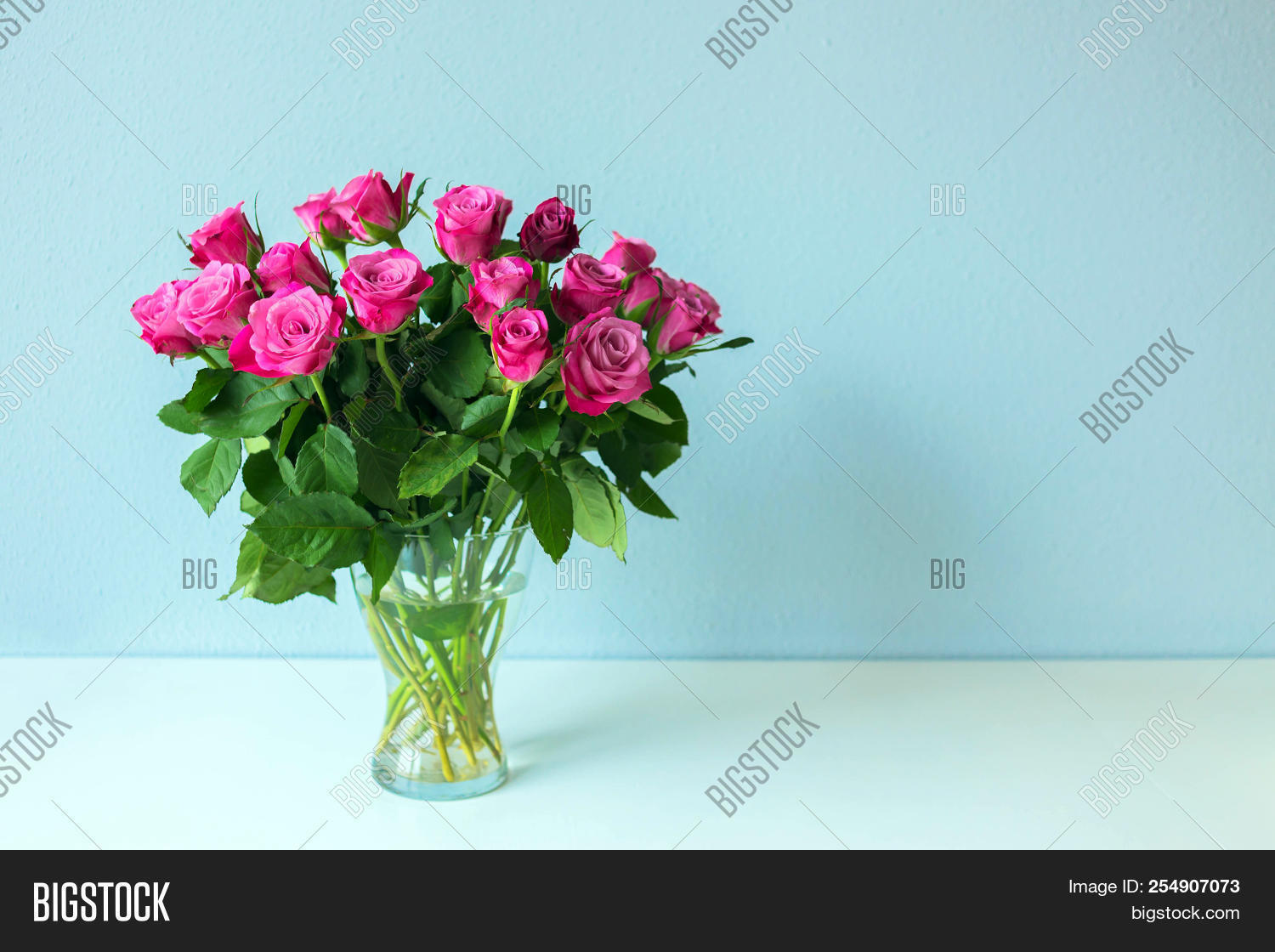 Bouquet Roses On Table Image & Photo (Free Trial) | Bigstock
