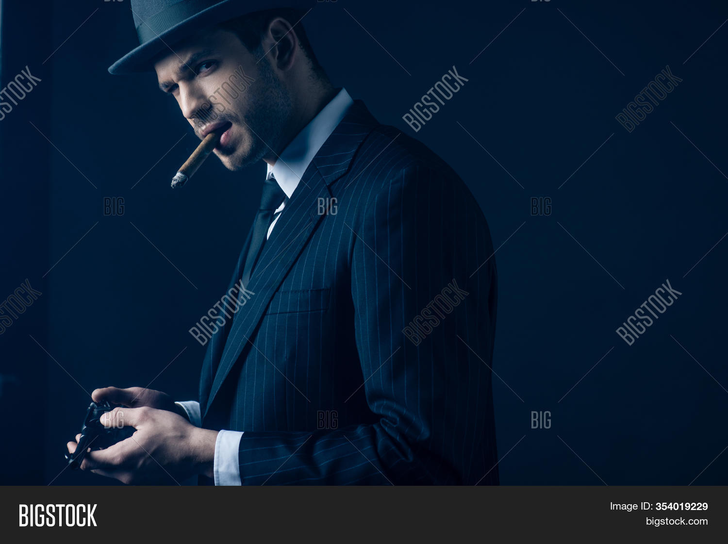 Mobsters With Guns Background