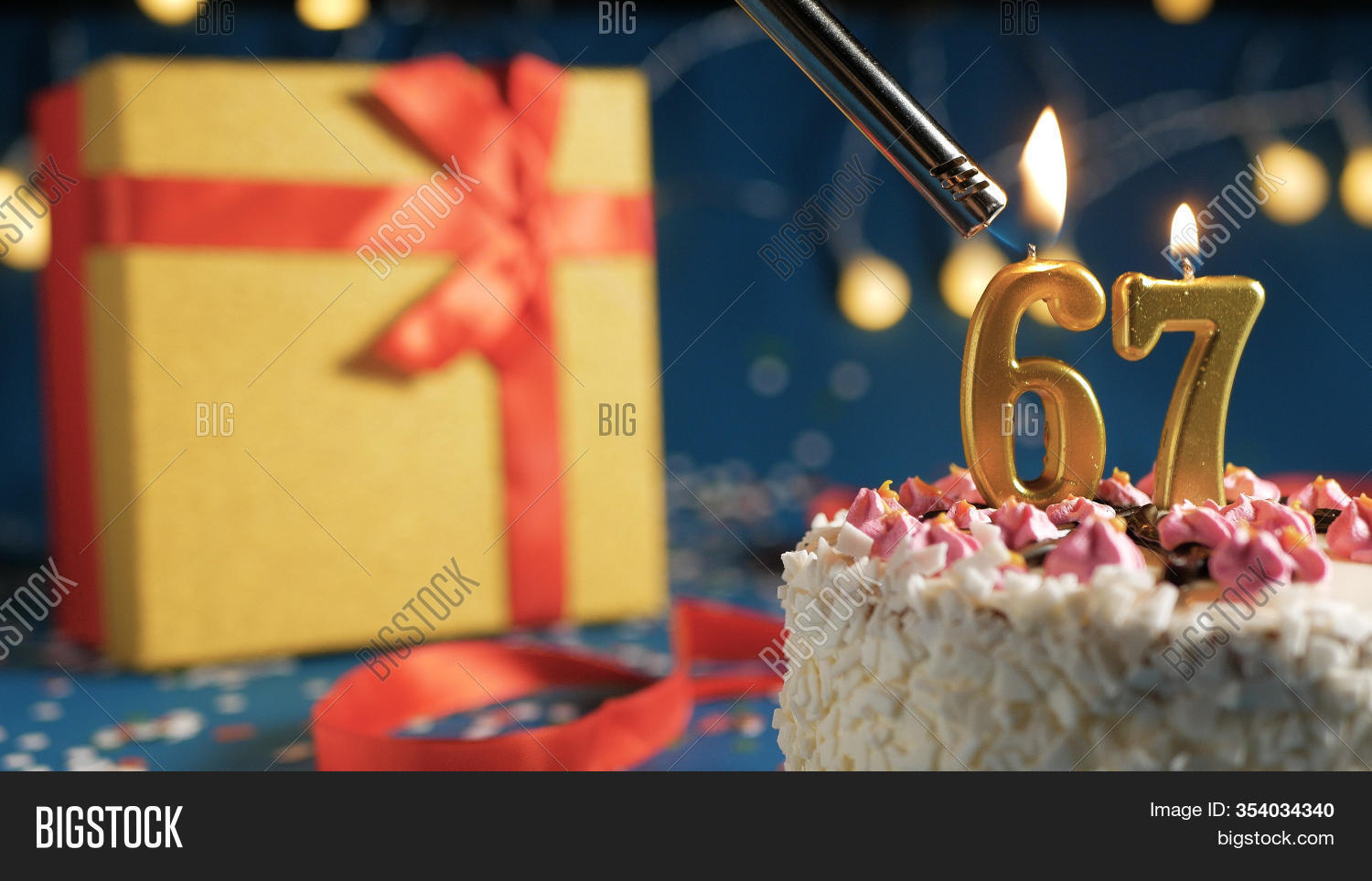 White Birthday Cake Image & Photo (Free Trial) | Bigstock
