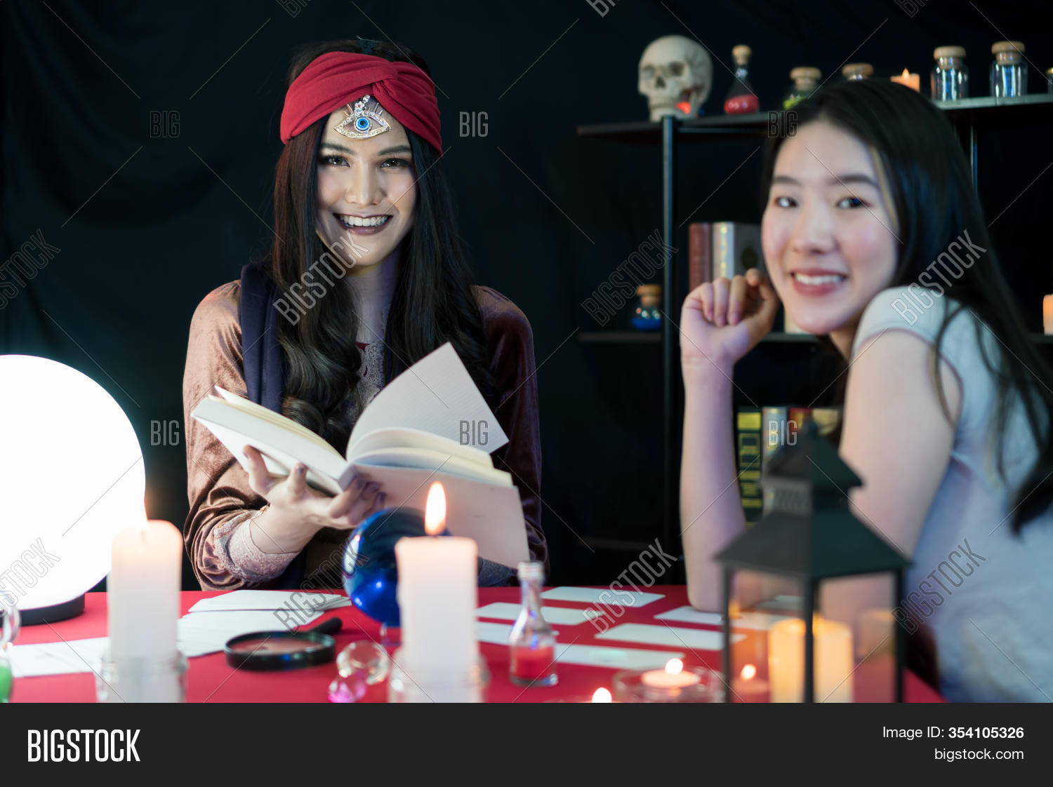 Fortune-telling Woman Image & Photo (Free Trial) | Bigstock