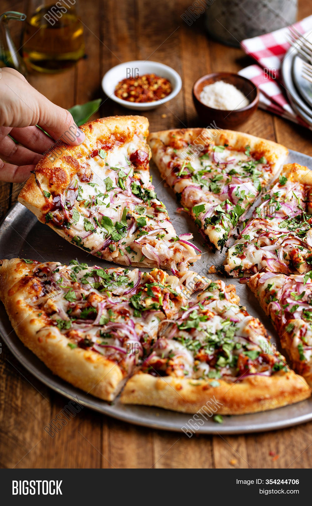 Barbeque Chicken Pizza Image & Photo (Free Trial) | Bigstock