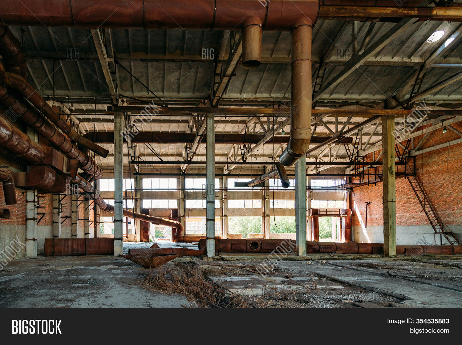 Old Abandoned Image & Photo (Free Trial) | Bigstock