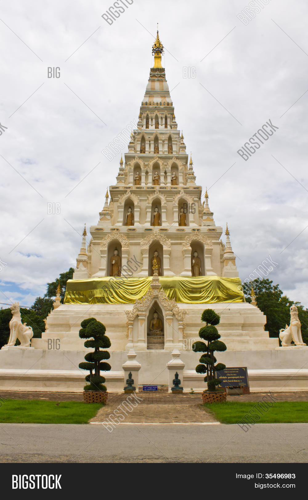 Chedi Wat Chedi Liam Image & Photo (Free Trial) | Bigstock
