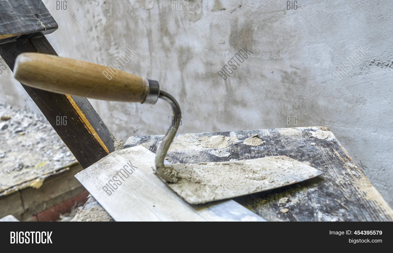 Close- Dirty Trowel Image & Photo (Free Trial) | Bigstock