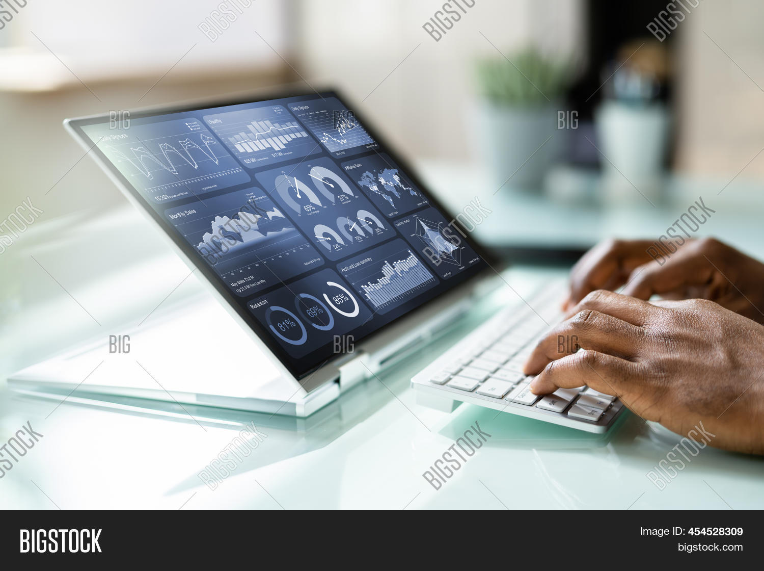 Data Analyst Using Image & Photo (Free Trial) | Bigstock